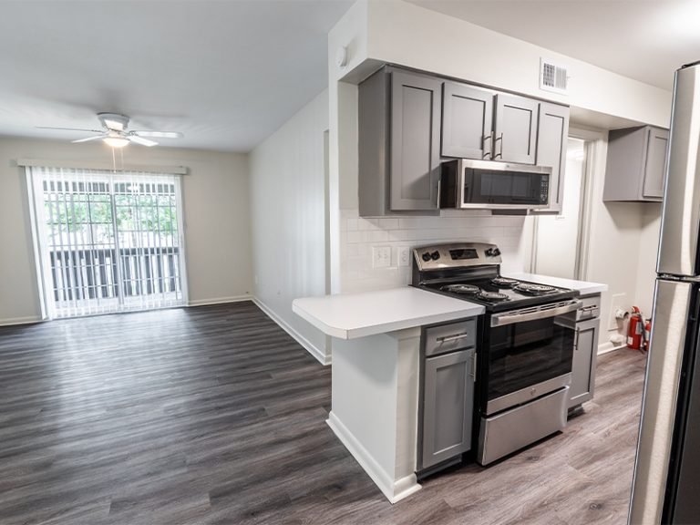 Apartments for Rent | Riverside, AL | The Riverhouse Apartments